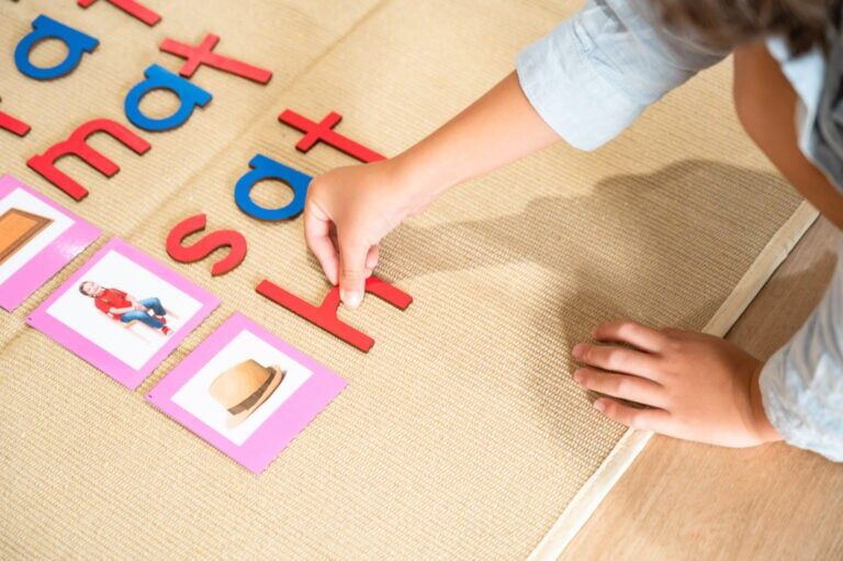 montessori learning methods